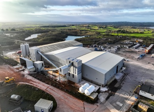 Breedon announces opening of new tile factory in Northern Ireland - Breedon